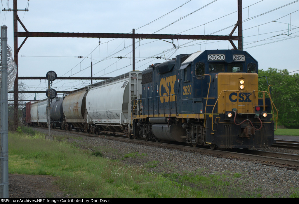 CSX GP38-2 2620 leads C770-20